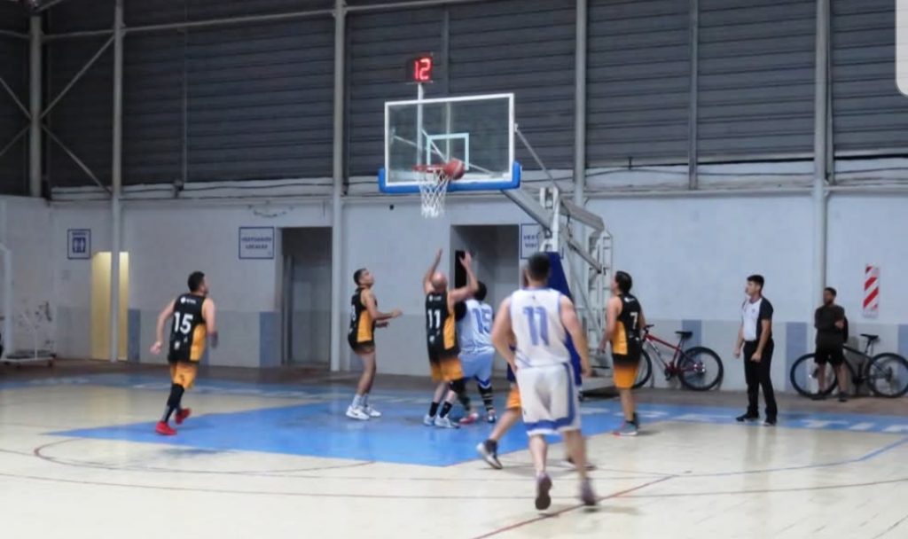 Maxi básquet en General Alvear – El Grito Sagrado